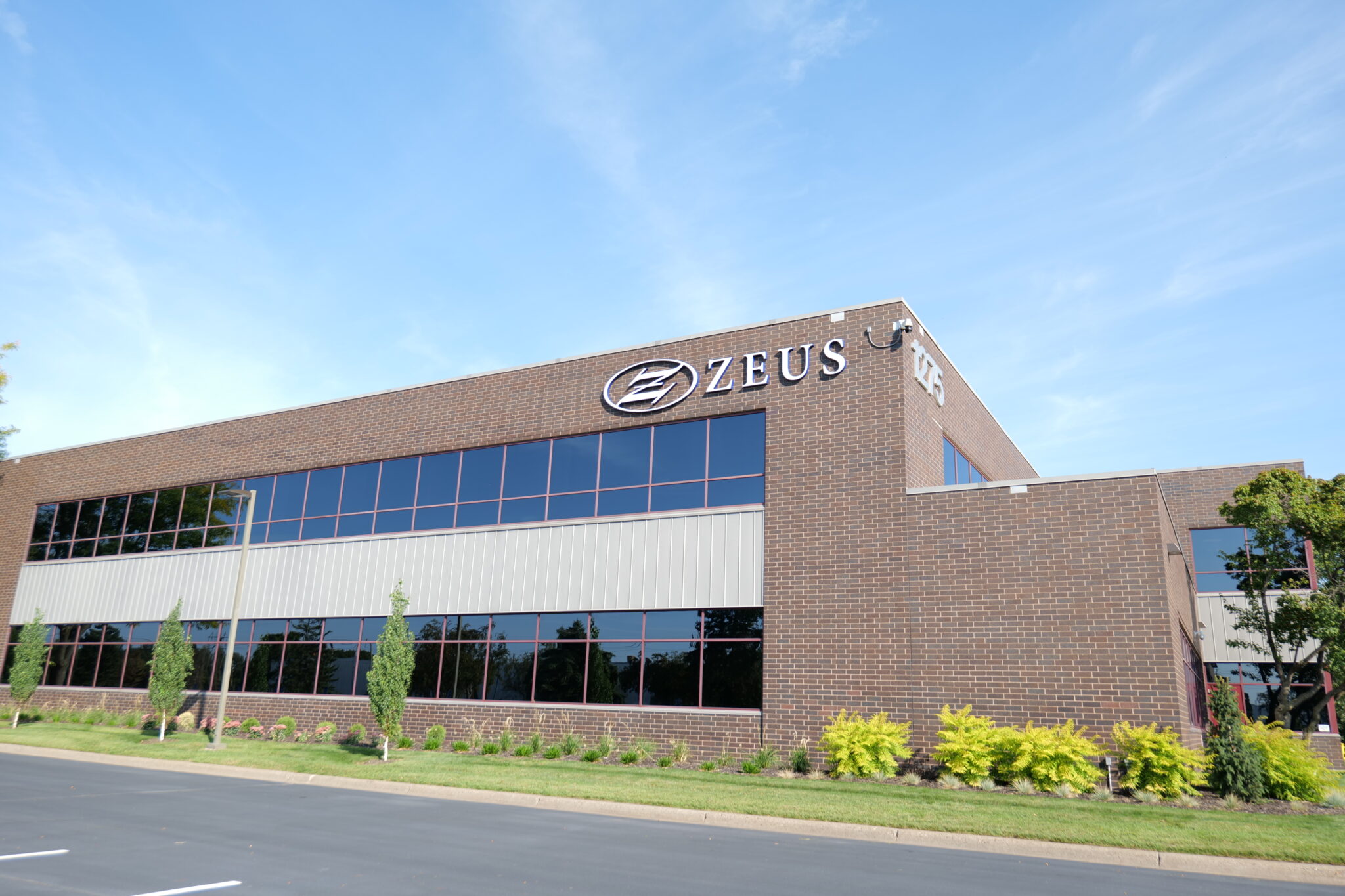 Zeus Celebrates Grand Opening of New Arden Hills, Minnesota Facility ...